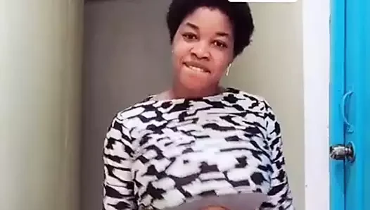Une Bonne Salope En Mini Jupe Black Porn Xhamster