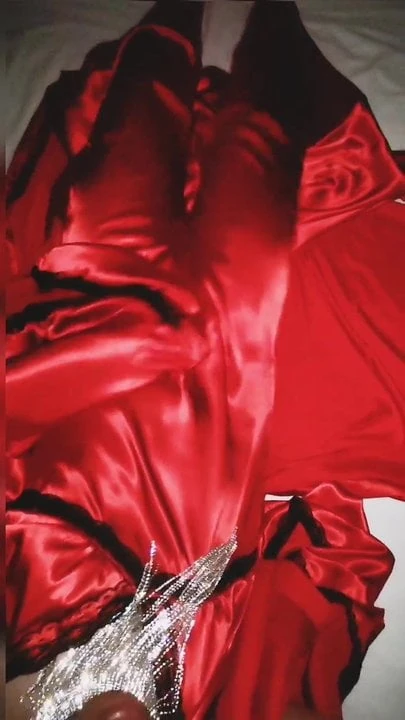 Satin Nachthemd And Morgenmantel 08 Xhamster