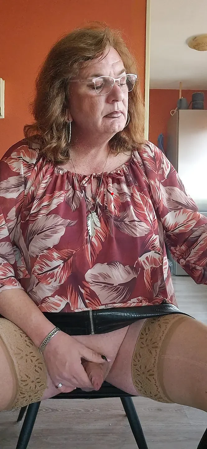 Playing With Myself While Enjoying A Cigarette Shemale Amateur Porn 3681