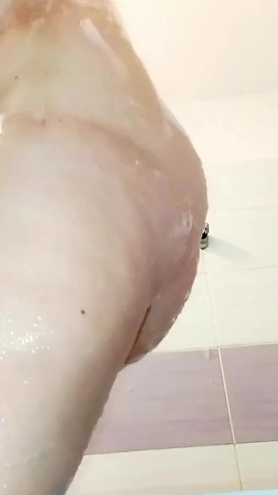 Emotional Moment from Amateur Couple Taking Bath Wife Hairy Pussy Big Ass Big Tits | xHamster