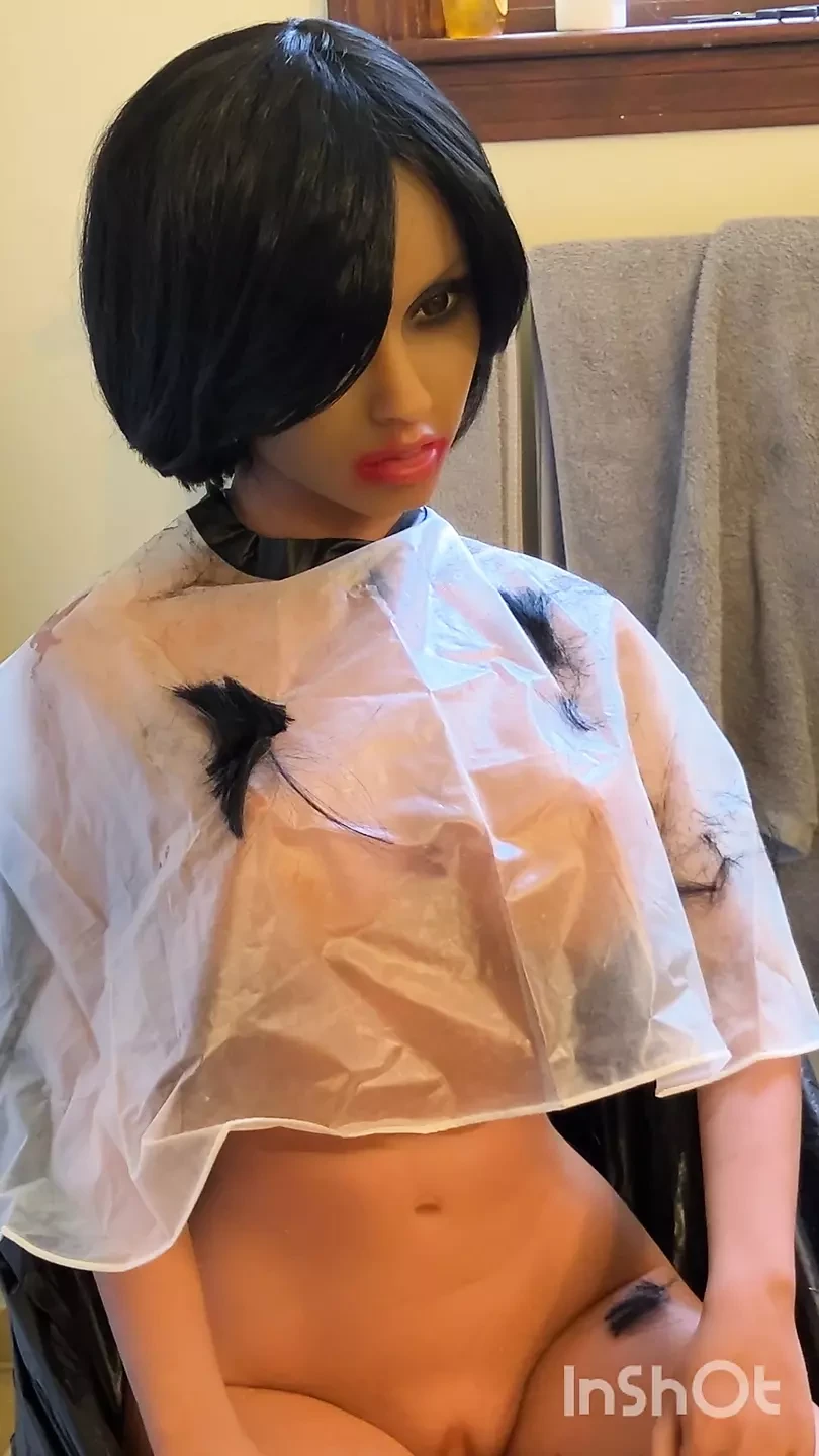 Chopping Down The Forest Ebony Doll Short Haircut At Home Shemale Sex