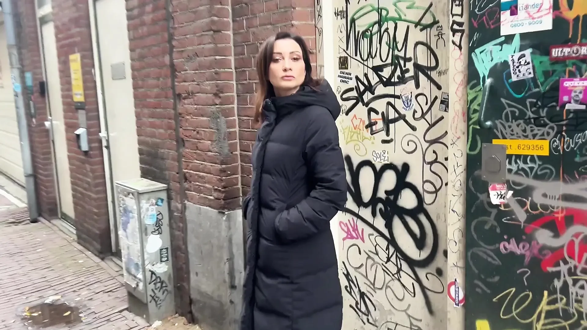 Fucking An Amsterdam Red Light District Hot White Milf Prostitute