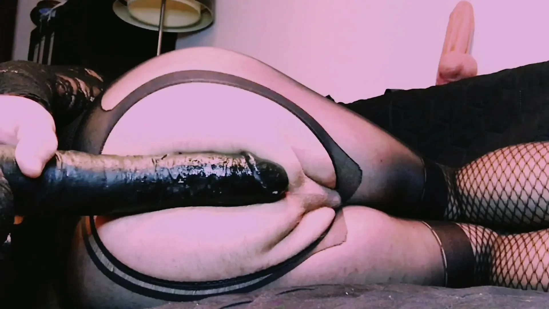 Die Porno-Videos in der Kategorie Transe Riesiger Dildo | xHamster